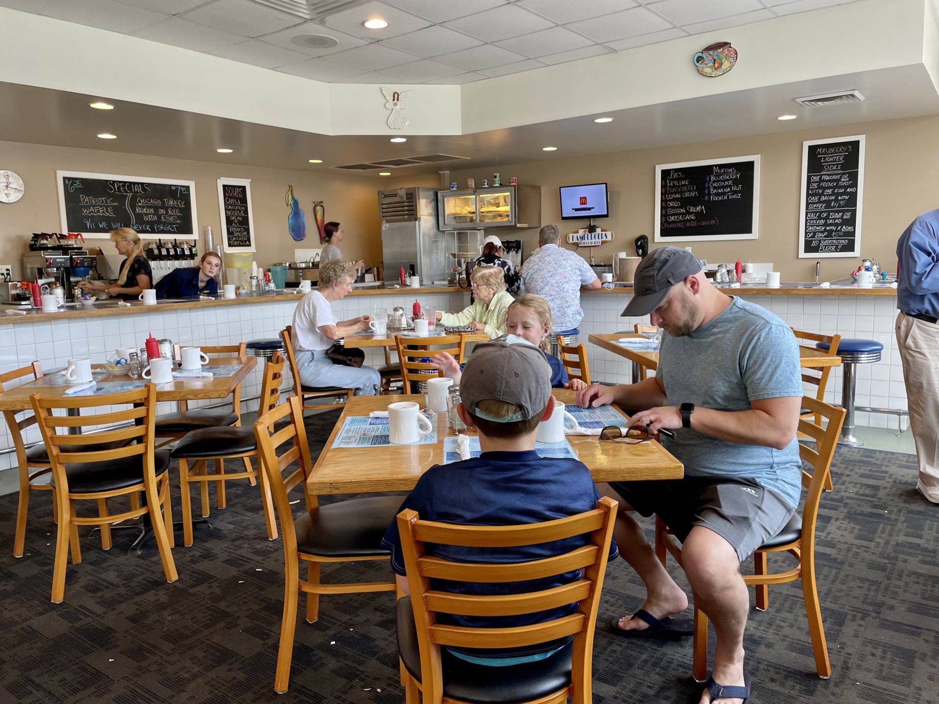 Food Fights: Mayberry Diner is a Toledo Area Staple - Toledo Parent